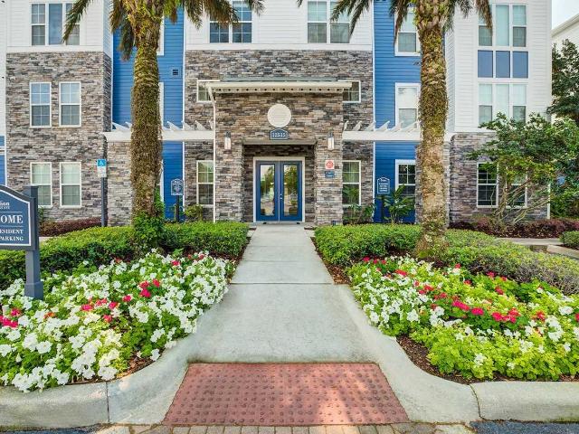 Pavilion at Lake Eve 3 Bedroom Apartment for Rent at 12515 Lake Square Cir, Orlando, FL 32821