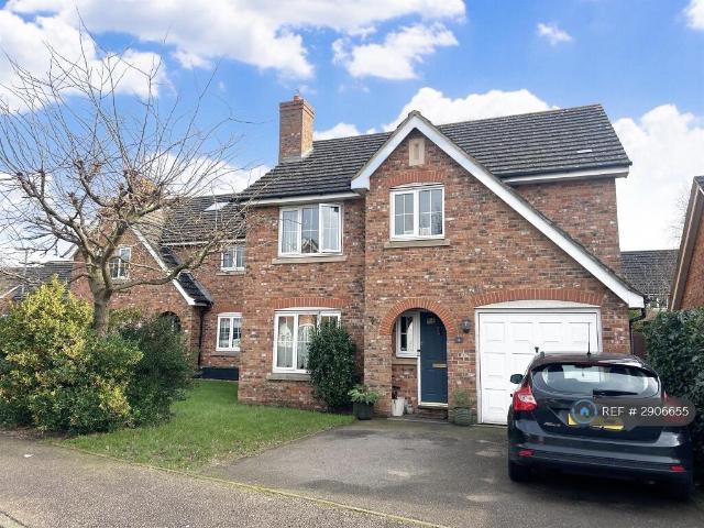 Pavilion Close, Godmanchester. 4 bed detached house to rent £2,050 pcm £473 pw