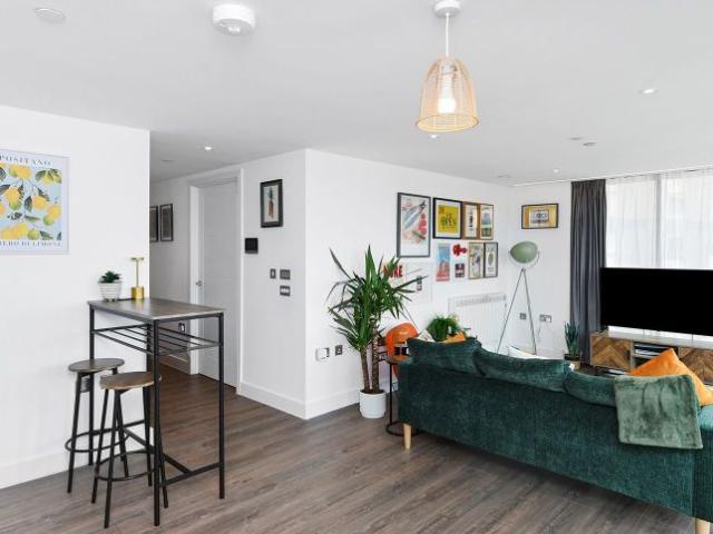 Pavilion Road, West Bridgford, NG2