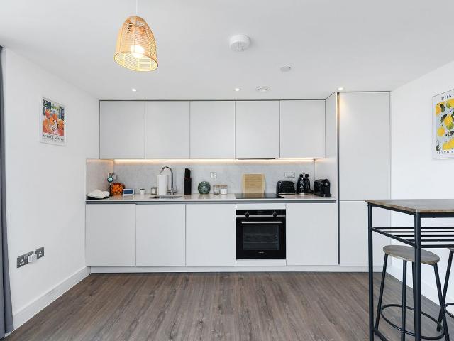 Pavilion Road, West Bridgford NG2, 1 bed flat to rent, £1,195 pcm | PrimeLocation