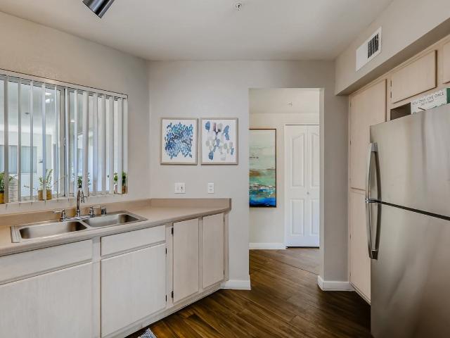 Pavilions at Arrowhead 2 Bedroom Apartment for Rent at 7400 W Arrowhead Clubhouse Dr, Glendale, AZ 85308 Arrowhead Ranch