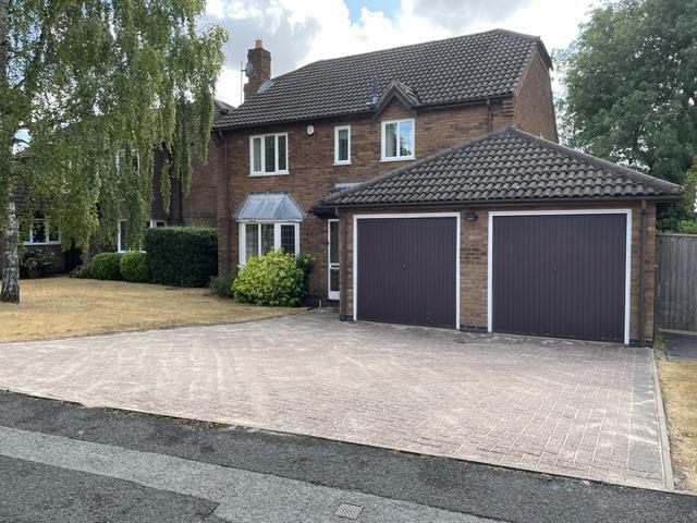 Pavillion Close, Aldridge 4 bed detached house to rent £1,900 pcm £438 pw