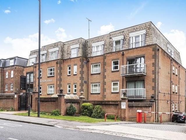 Pavillion Lodge, Lower Road, Harrow HA2, 2 bed flat to rent, £1,900 pcm | PrimeLocation