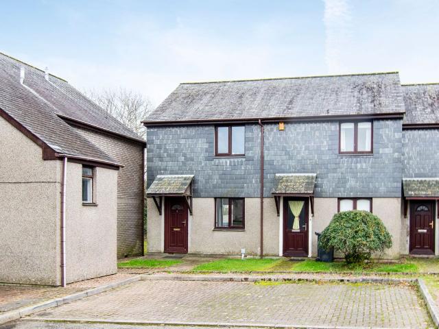 Pavlova Court, Liskeard PL14, 2 bed terraced house to rent, £850 pcm | PrimeLocation
