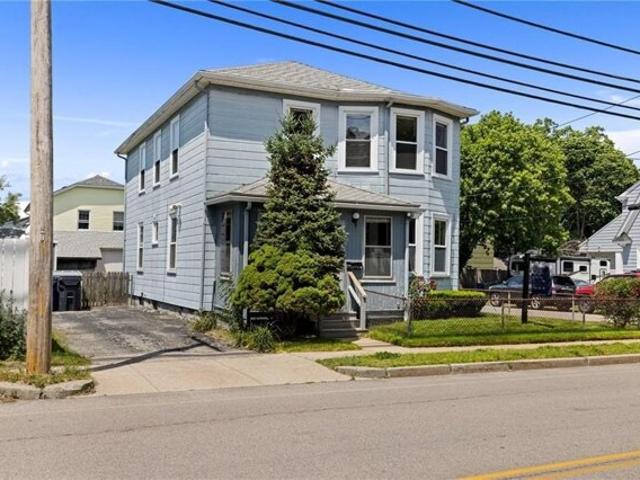 Pawtuxet Ave, Warwick, Home For Sale
