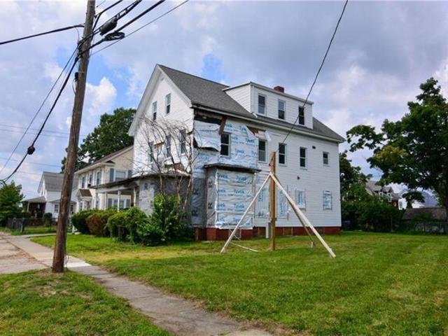 Pawtuxet Ave, Warwick, Home For Sale