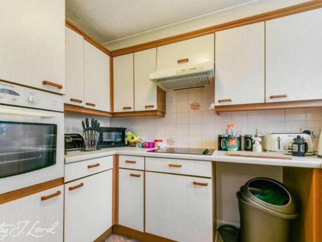 Paxton Court, Marvels Lane, 1 Bedroom Apartment