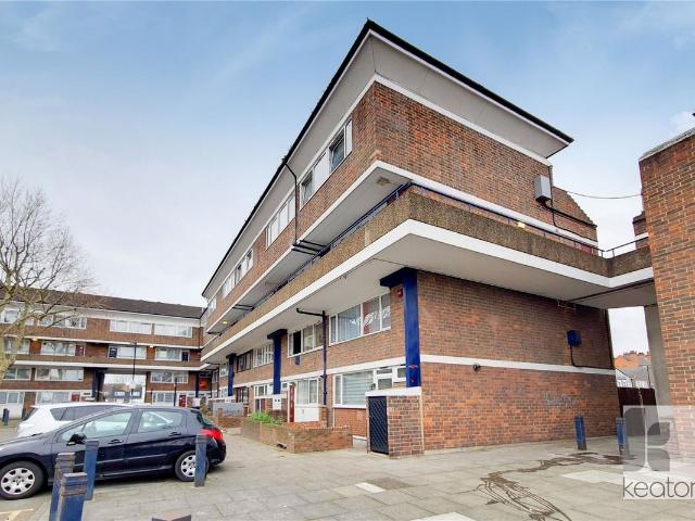 Payne Street, London SE8, 3 bed maisonette to rent, £2,600 pcm | PrimeLocation