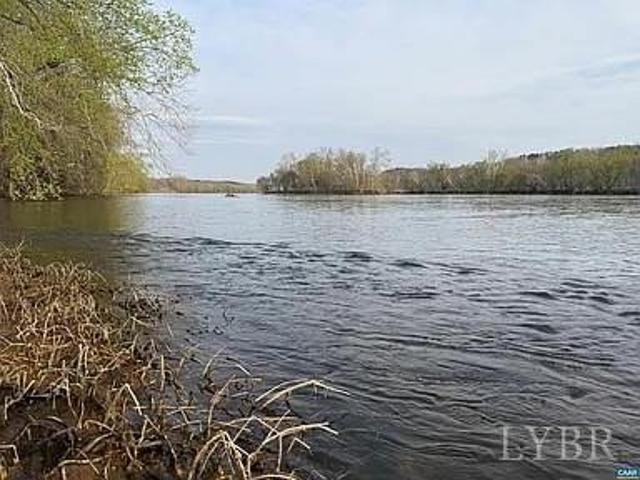 Paynes Pond Rd, Scottsville, VA 24590