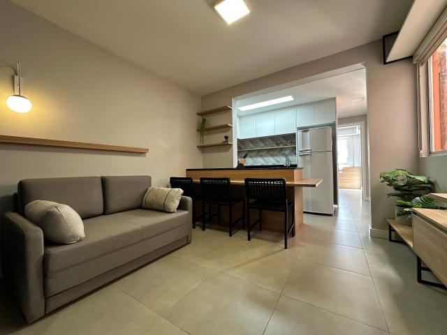 PE01 AP 1 Quarto Completo | Centro | Climatizado