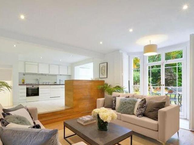 Pemberton Gardens, London, 3 Bedroom Apartment
