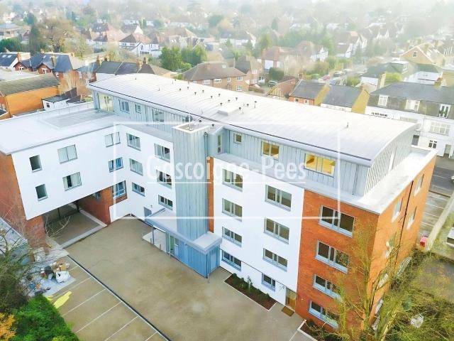 Pemberton Road, East Molesey KT8, 3 bed flat to rent, £2,595 pcm | PrimeLocation