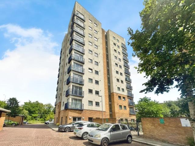 Pemberley Place, Basingstoke RG24 1 bed apartment to rent £1,050 pcm £242 pw