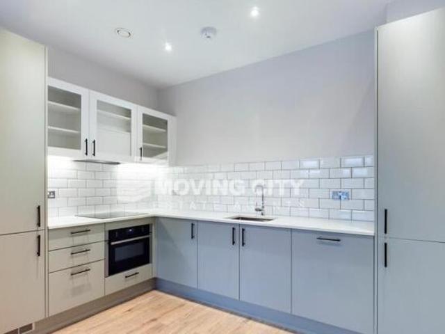Pembroke Broadway, Camberley, 1 Bedroom Apartment