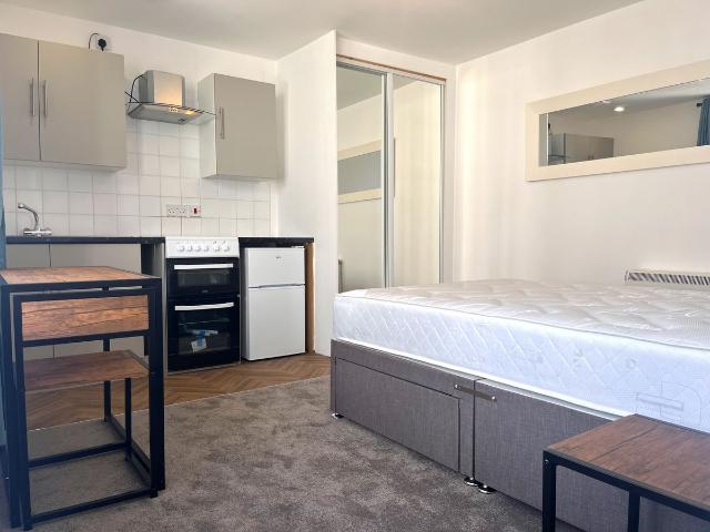 Pembroke Buildings, Swansea SA1, 1 bed flat to rent, £550 pcm | PrimeLocation