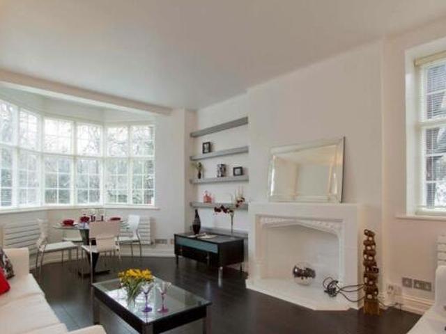 Pembroke Court, South Edwardes Square, 2 Bedroom Apartment