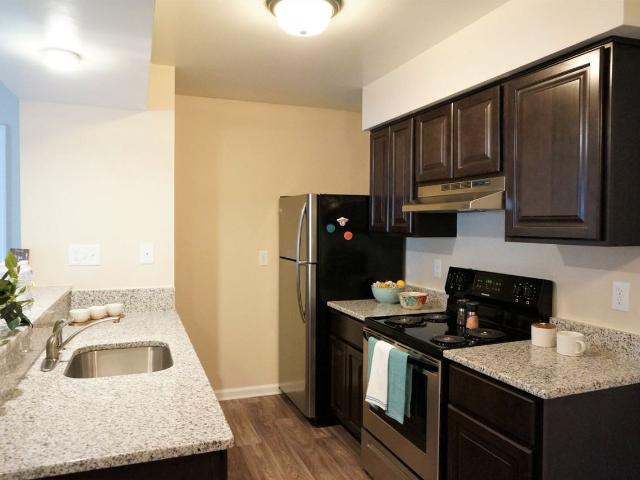Pembroke Crossing Apartments 825 Crossing Court #103, Virginia Beach, VA 23455 3 Bedroom Apartment for Rent at 825 Crossing Ct, Virginia Beach, VA 23455 Northwest Virginia Beach
