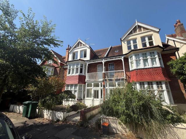 Pembroke Crescent, Hove BN3, 1 bed flat to rent, £1,350 pcm | PrimeLocation