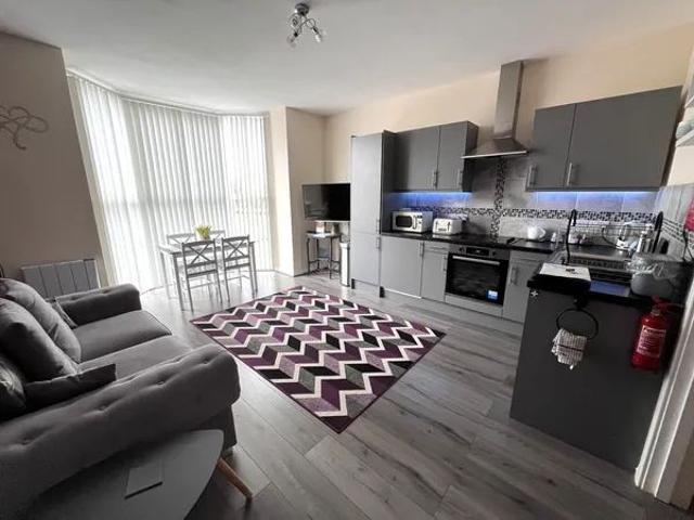 Pembroke Dock, Pembroke Dock, SA72