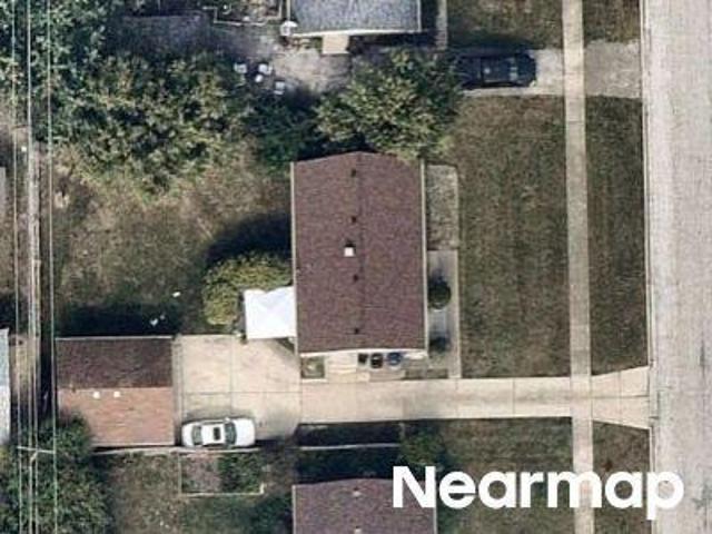 Pembroke Ln