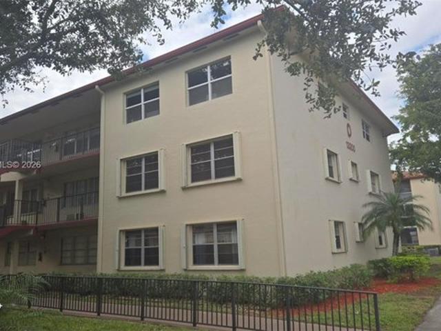 13300 SW 1st St Unit 114O, Pembroke Pines, FL 33027