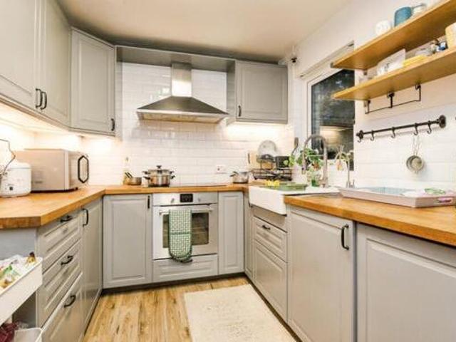 Pembroke Road, Beckton, 3 Bedroom Semi detached