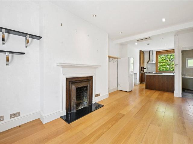 Pembroke Road, Kensington And Chelsea, London W8, 1 bed flat to rent, £2,350 pcm | PrimeLocation