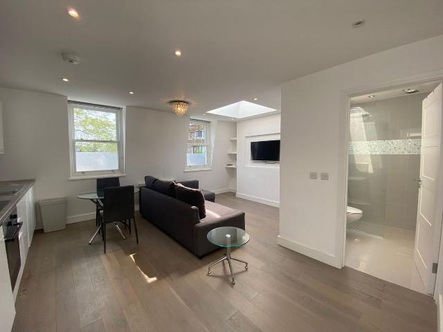Pembroke Road, Kensington, London, UK W8, 1 bed flat to rent, £2,200 pcm | PrimeLocation