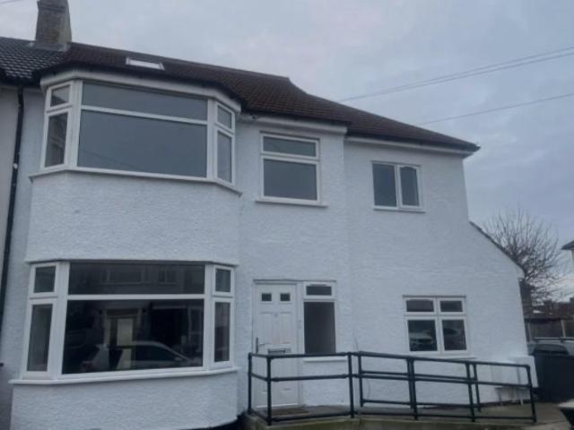 Pembroke Road, London N13, 5 bed end terrace house to rent, £2,900 pcm | PrimeLocation