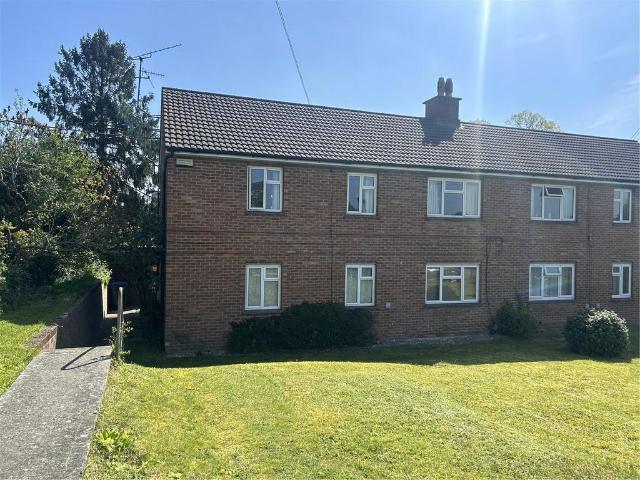 Pembroke Road, Salisbury, Wiltshire, SP2 2 bed apartment to rent £1,050 pcm £242 pw