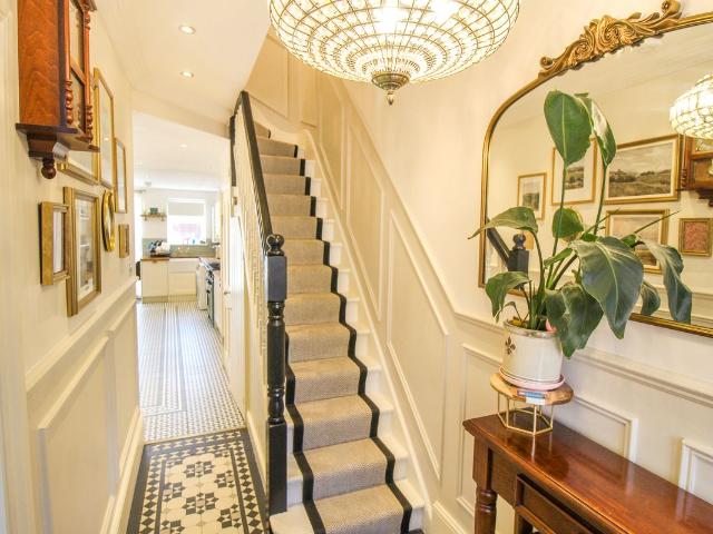 Pembroke Road, Walthamstow E17, 4 bed end terrace house to rent, £3,500 pcm | PrimeLocation