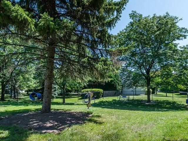 Pembrook Club Apartment Homes 1 Bedroom Apartment for Rent at 5389 Lezlie Ln, Gurnee, IL 60031 The Pines