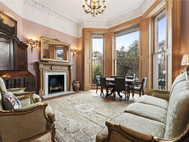 Pembridge Square, Notting Hill Gate, London W2, 2 bed flat to rent, £6,933 pcm | PrimeLocation