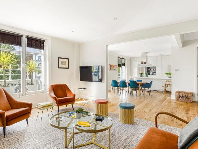 Pembridge Square, Notting Hill, London W2, 3 bed flat to rent, £9,750 pcm | PrimeLocation