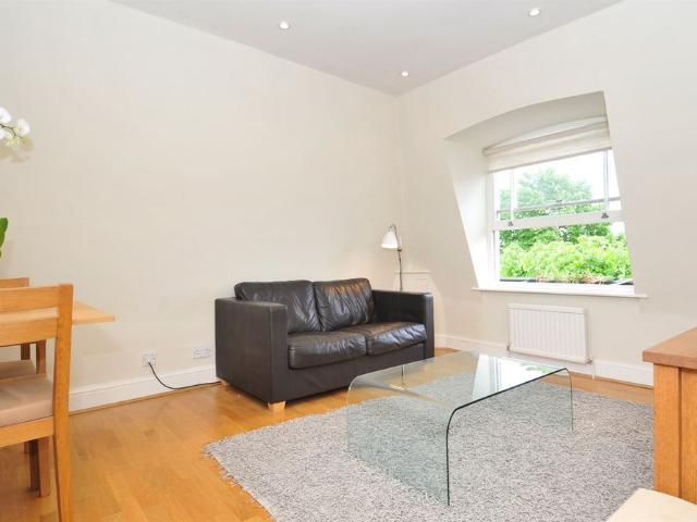 Pembridge Villas, W11