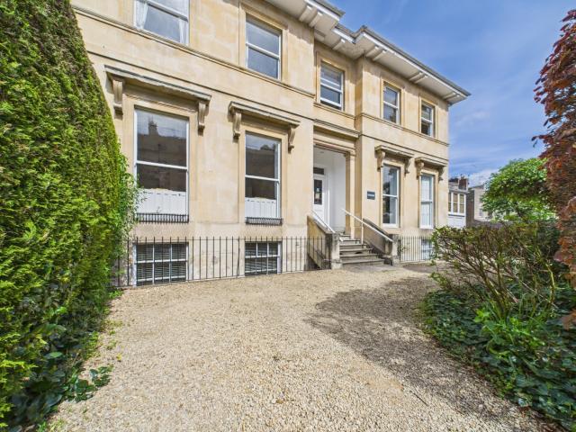 Pembury House, Lansdown Crescent, Cheltenham, GL50, 1 bedroom, Flat