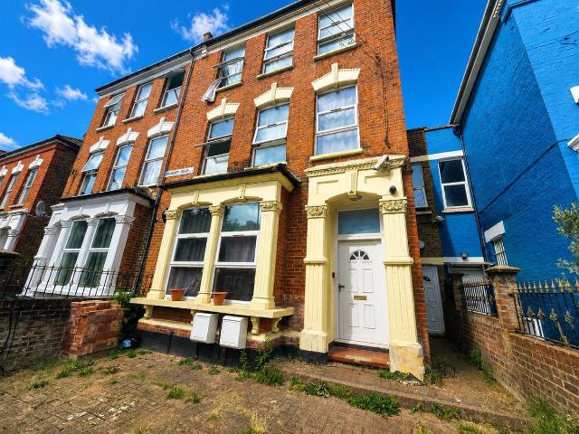 Pembury Road, London N17, 1 bed flat to rent, £1,150 pcm | PrimeLocation