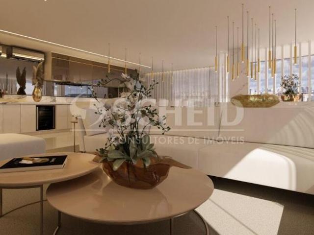 Penthouse a venda em Pinheiros, 200 metros, 03 suites e 02 vagasEsta penthouse de 200 metros