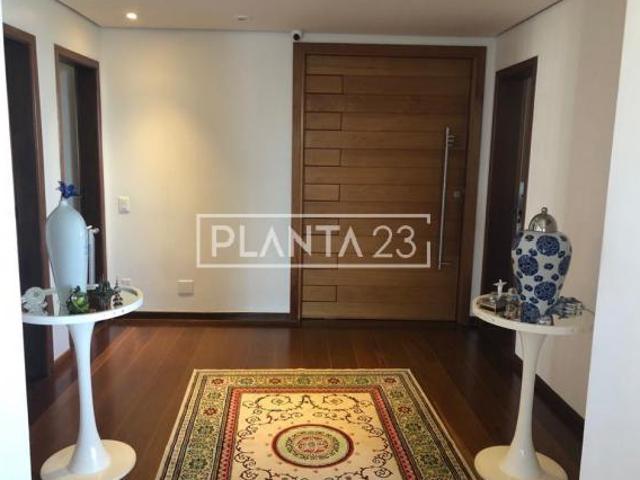 Penthouse à venda no Morumbi com 450 m², 4 suítes e 5 vagas