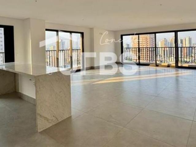 Penthouse Exclusiva no Prime Bueno – 207 m² | 4 Suítes | Vista Definitiva