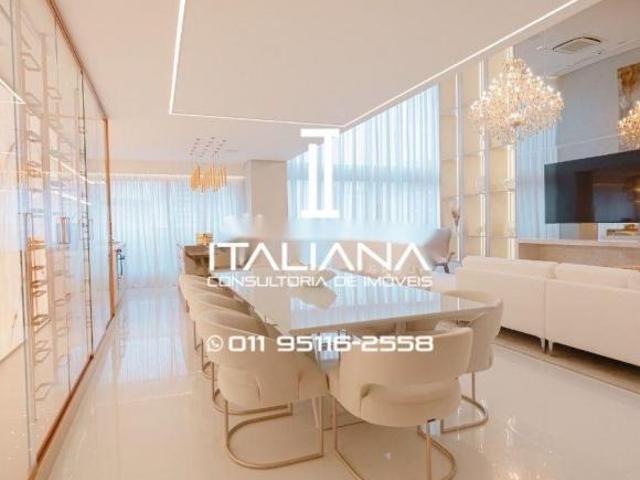 Penthouse Mobiliada a Venda no Itaim Bibi 4 Suítes e 4 Vagas