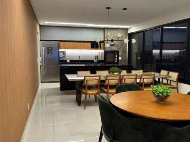 Penthouse no Cristal Tower Apartamento com 4 Quarto s por R$ 1950000.00 no setor Setor Bueno AU3458
