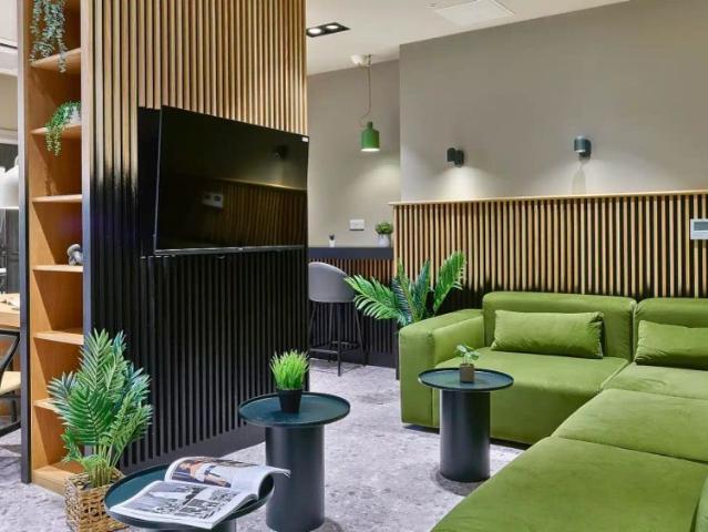 Penthouse Studio