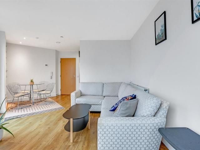 Penthouse To Let