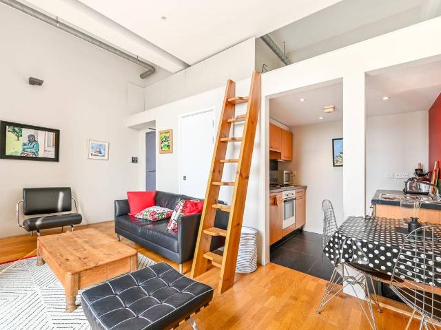 Pentonville Road, Angel, London N1, 1 bed flat to rent, £2,817 pcm | PrimeLocation