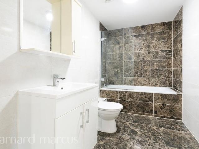 Penton Place, London, Kennington