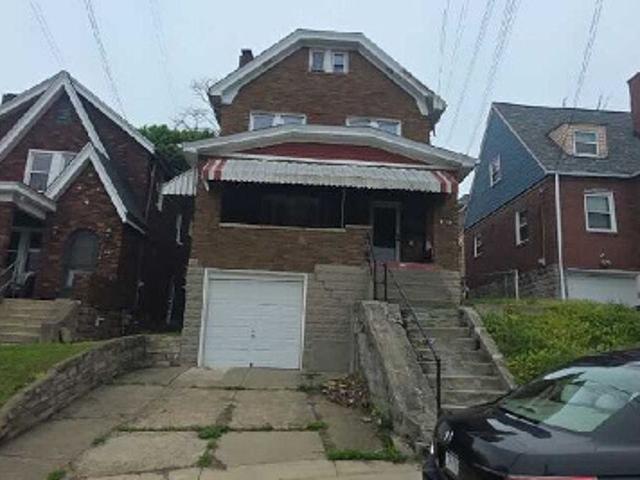 Pentland Ave