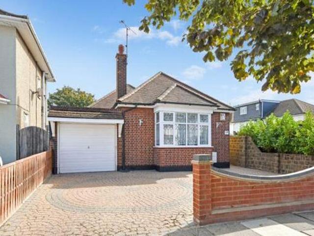 Pentland Avenue, Shoeburyness, 2 Bedroom Bungalow