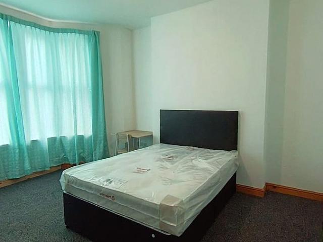 Pentrebane Street, Cardiff CF11, Room to rent, £625 pcm | PrimeLocation