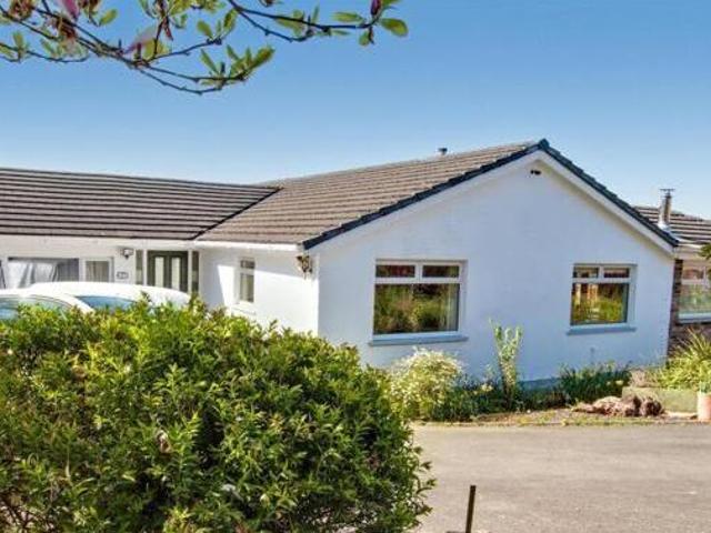 Pentrehedyn, Adpar, 3 Bedroom Bungalow